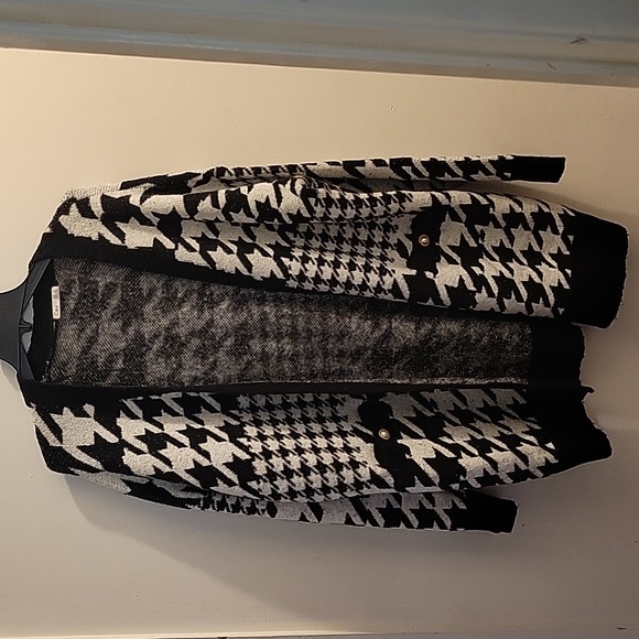Dex | Sweaters | Dex Houndstooth Black White Oversized Cardigan Xl ...
